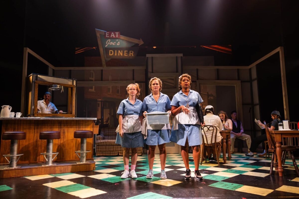 Production Photos - The Cape Playhouse